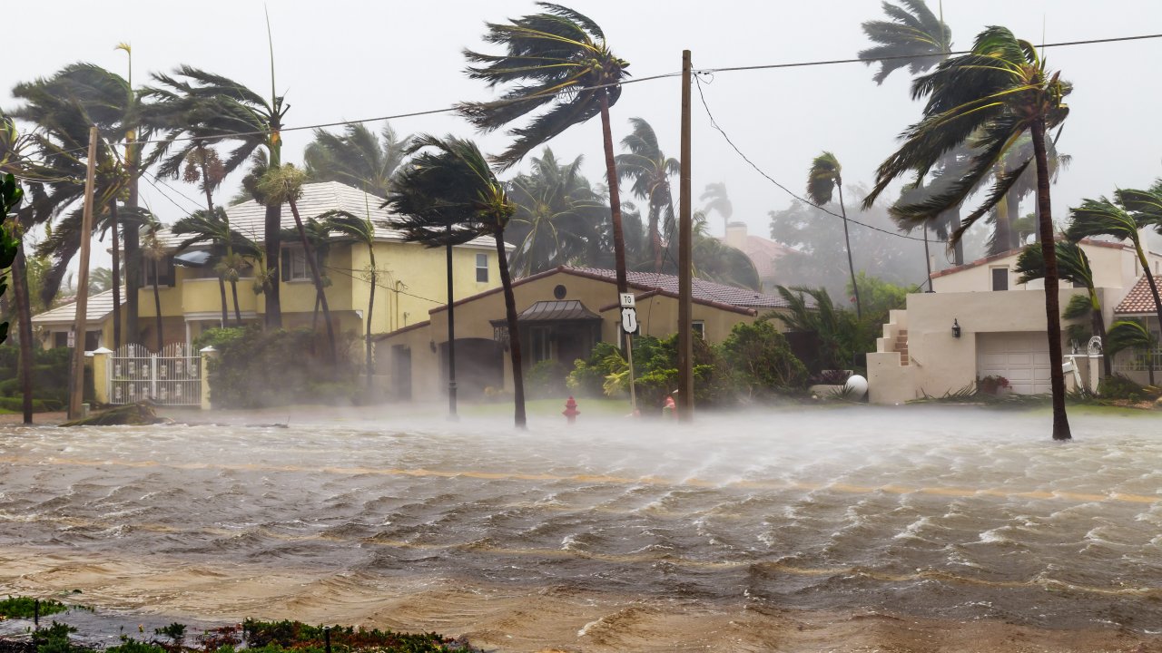 Severe Convective Storms (SCS) infographic | Munich Re