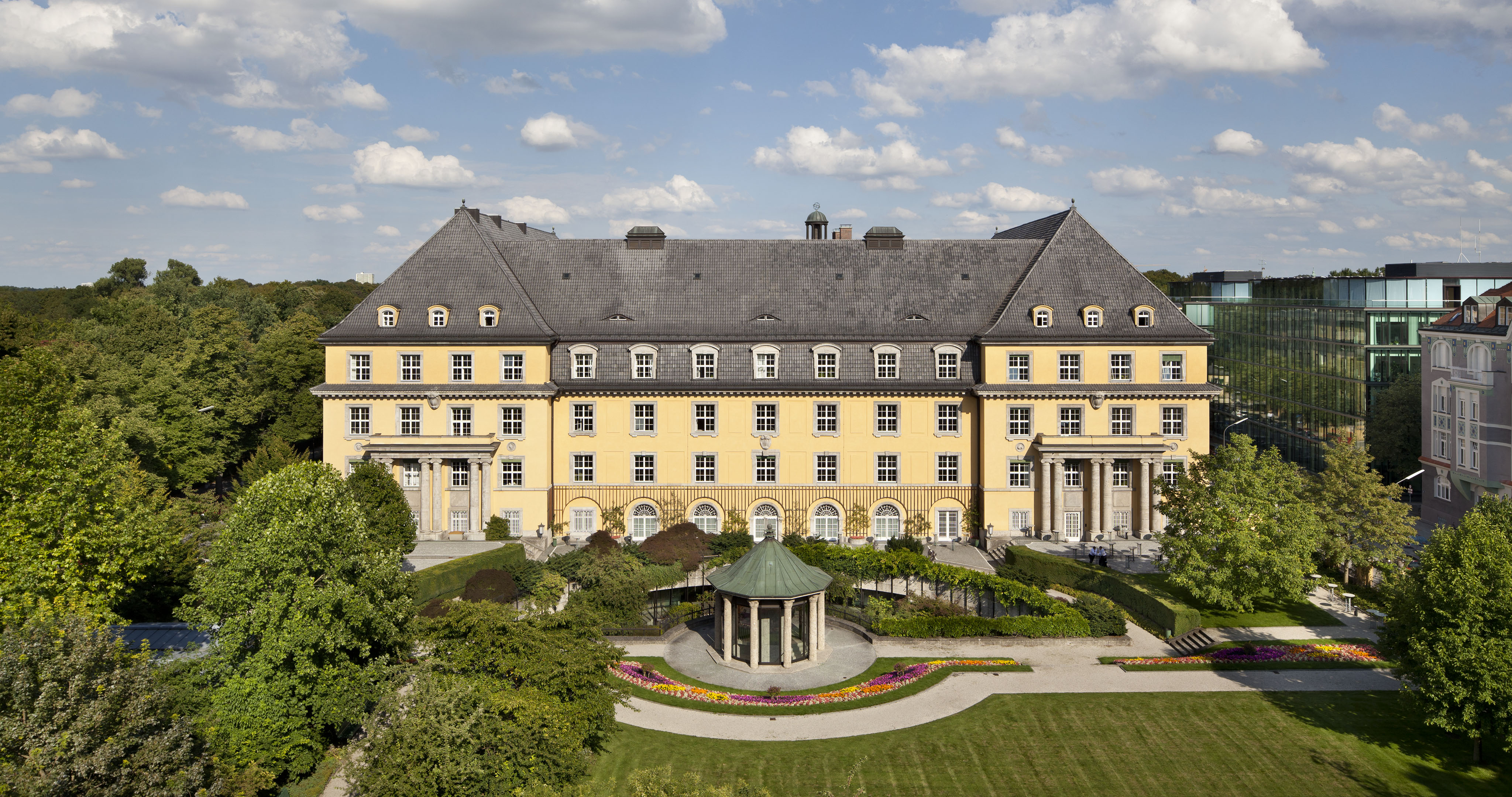 Media Centre Munich Re