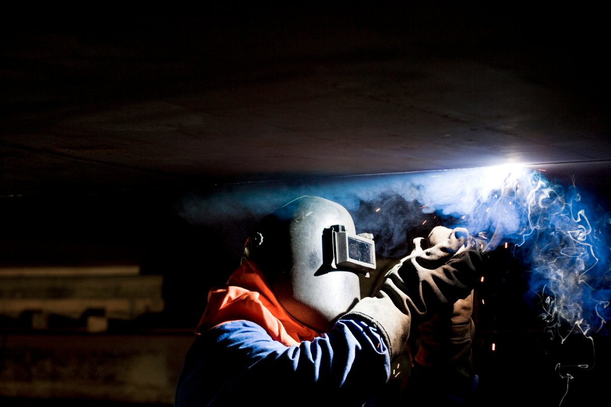 Managing airborne hazardous risks - Local exhaust ventilation | UK ...