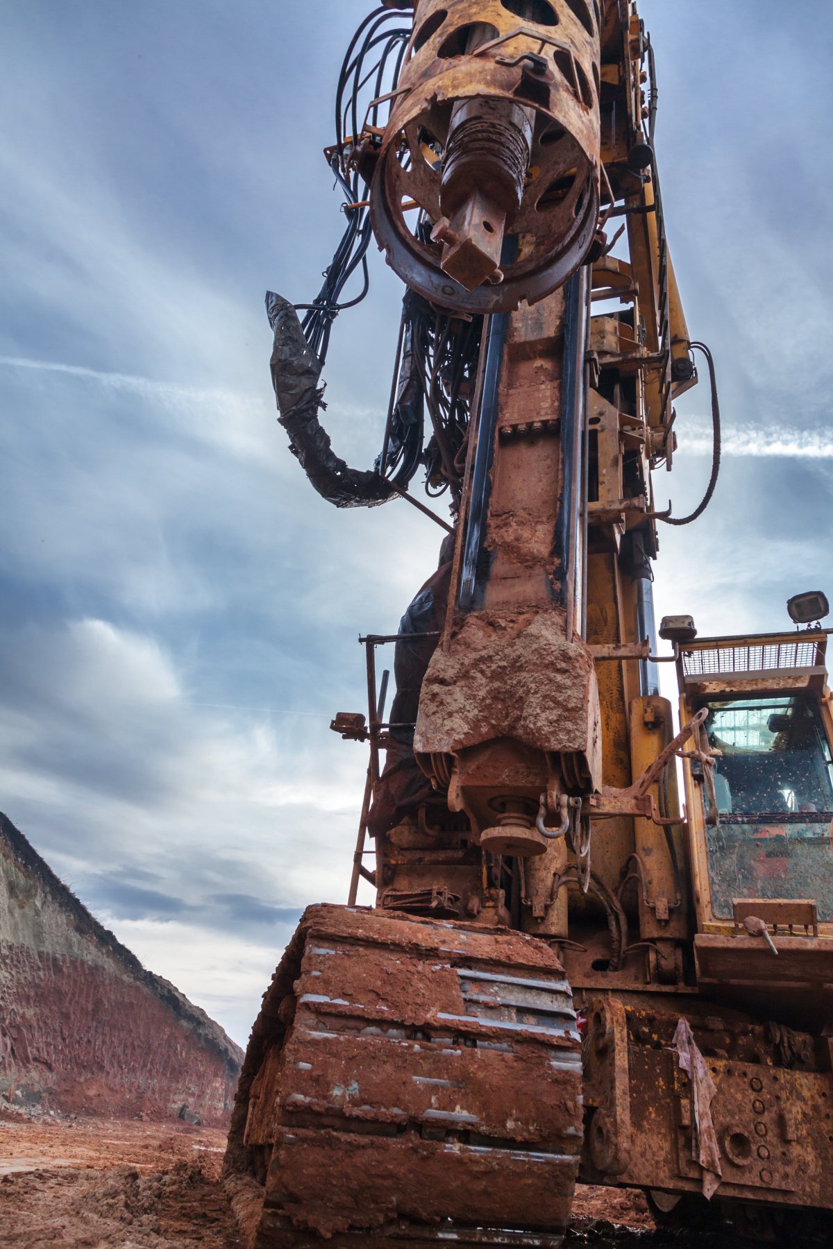 Piling rigs overturning on construction sites | Guide to loss ...